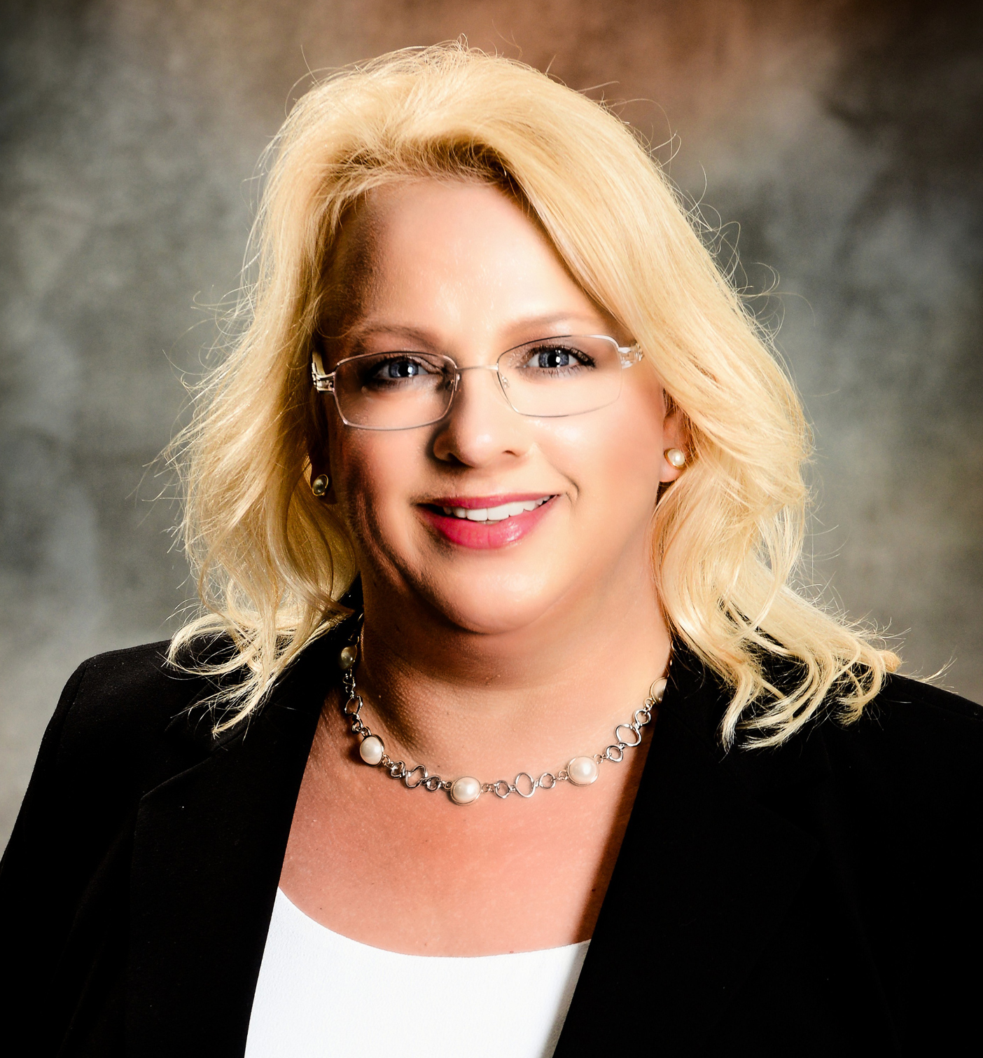 Susan Davis's Instagram, Twitter & Facebook on IDCrawl